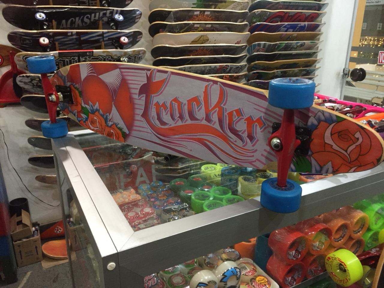 Venda de Skates Completos - Skate Completo Longboard Tracker Red Logo